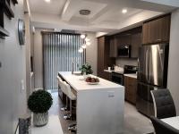 China Modern Design Luxury Kitchen Units Set Furniture Cabinet for Renovation of Old Kitchen for sale