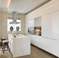 China Customize Complete Kitchen Cabinet with HDF Door Material and Lacquer Surface Treatment for sale