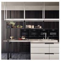 China Customize Complete Kitchen Cabinet with HDF Door Material and Lacquer Surface Treatment for sale
