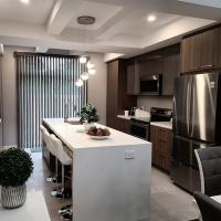 China Kitchen Cupboards Cabinet for Apartment Flat Edge Countertop Edging and Modern Design for sale