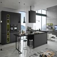 China Solid Wood Kitchen Wall Cabinet in Modern Design with Customized Size and Waterproof for sale