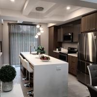 China Waterproof Fireproof Advantage Italian Style Luxury Kitchen Cabinet for Apartment Sale for sale