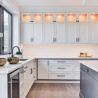 China Customized Size Shaker Style Kitchen Wall Cabinet Modern Design for Kitchen Furniture for sale