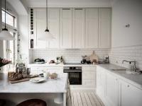 China Custom North American Melamine Board Glossy White Shaker Kitchen Cabinets Flat Pack for sale