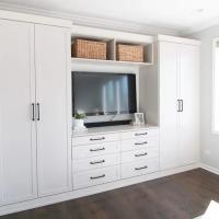 China Pop Style Luxury Custom Storage Bedroom Wardrobe in Modern Design with PANEL Wood Style for sale