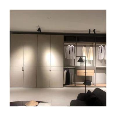 China Walk-In Open Wardrobe Closet with Wood Style PANEL and Customizable Pull Rod System for sale