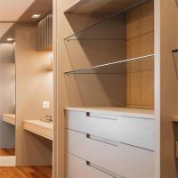 China Customized Wood Style PANEL Wardrobes Set Furniture for Modern Bedroom from YALIG for sale