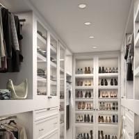 China European Style Wooden Wardrobes Practical Custom Walk-in Wardrobe Closet for Your Home for sale