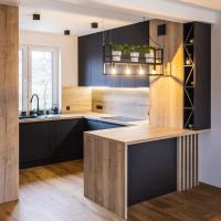 China Modular Kitchen Cabinets Black Lacquer Luxury Furniture with Drawer Slide Accessories for sale