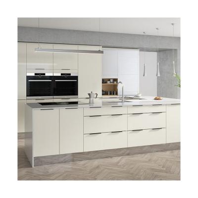 China Modern Design Kitchen Furniture Waterproof Wooden Kitchen Cabinet for Villa/Apartment for sale