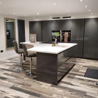 China High Gloss Lacquer Plywood Carcass Full Modern Kitchen Cabinet A Must-Have for Your Hom for sale