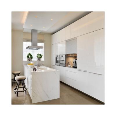 China Waterproof and Durable Customized Veneer Color Kitchen Cabinets for Modern Luxury Homes for sale
