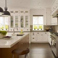 China Elevate Your Kitchen Design with YALIG Tempered Glass Door Budget-Friendly Option for sale
