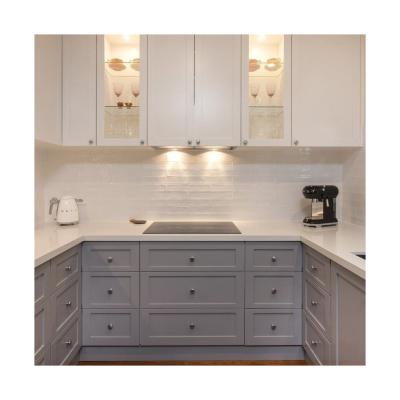 China Customized Color Luxury Kitchen Wall Cabinet for Easy Cleaning in Modern Style Apartment for sale