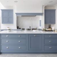China Wall Mounted Unit Eco-Friendly Navy Blue Kitchen Cabinet Melamine Board Construction for sale
