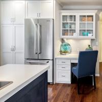 China YALIG Melamine Kitchen Cabinet Kitchen Furniture Set with Customized Veneer Color for sale