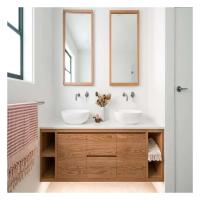 China Modern Hotel Bathroom Vanity Cabinet with Solid Wood Construction and Lacquer Finish for sale
