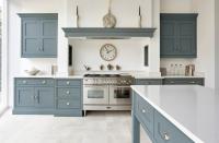 China Easy Clean Kitchen Cabinet Popular Furniture with Advantage of Plywood Material for sale