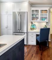 China Easy Clean Kitchen Cabinet Popular Furniture with Advantage of Plywood Material for sale