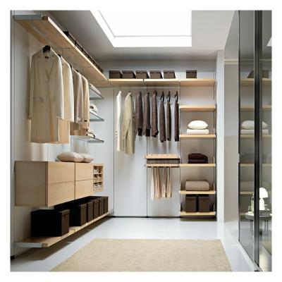 China Customized Wooden Modern Walk In Wardrobe with High End Lacquer Panel Storage Solution for sale