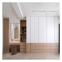 China Custom Master Bedroom Wardrobe with Adjustable Open Lattice Design and Craftsmanship for sale