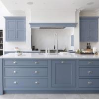China Trend Blue Shaker Style Kitchen Cabinets Solid Wood Furniture for Modular Kitchen for sale