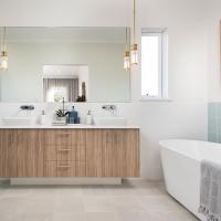 China Small Rectangle Wall Hanging Bathroom Vanity Sink with Bath Tub and Mirror Included for sale