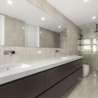 China Contemporary Wall Mounted Bathroom Vanity Set With Smart Mirror Cabinet Width 38-46 for sale
