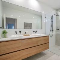 China Contemporary Wall Mounted Bathroom Vanity Set With Smart Mirror Cabinet Width 38-46 for sale