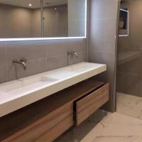 China Modern Freestanding White Oak Bathroom Vanity Cabinet with LED Mirror and Double Sink for sale
