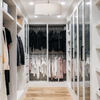 China 2024 Modern Bedroom Furniture Moisture Resistance MR HDF Board Wood Wardrobe Closets for sale