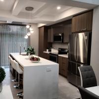 China Particleboard Door Material YALIG Painted Hpl Qatar Smart Fitted Kitchen Cabinet Modern for sale