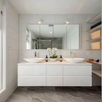 China Modern White Bathroom Vanity Combo with Mirror and Sink 38-46 Inch Cultured Marble for sale
