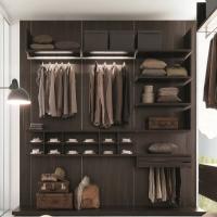 China 2024 Modern Furniture Bedroom Wardrobe Closets with Moisture Resistance in Wooden for sale