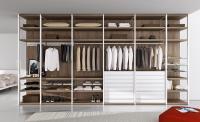 China Modern Design Walk-in Closet Professional Bedroom Furniture with Hanging Storage for sale