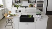 China Termite Proof Wall Kitchen Cabinet with Island in Classic Outdoor Industrial Style for sale