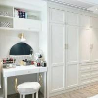 China Modern Style Villa Bedroom Wooden Dressing Table with 8 Sliding Doors and Mirror Design for sale