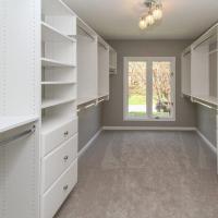 China Upgrade Your Space with our Modern Style PANEL Wood Modular Walking Closet Cabinet for sale