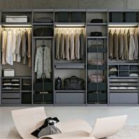 China Modern Wooden Bedroom Walk in Wardrobe with Custom Design and Mail Packing for sale