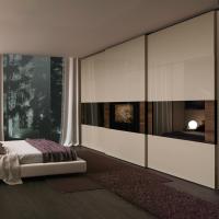 China YALIG E1 Sliding Door Closet Wardrobe European Standard for Modern Customized Designs for sale