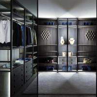 China Modern Metal Pallet Bedroom Wardrobes with Customized Wooden Dress Cabinet Design for sale