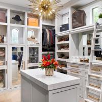 China Modern Wooden Wardrobe for Contemporary Bedroom YALIG Open Corner Walk-in Essential for sale