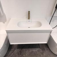 China Wall Mounted Polished Bathroom Vanity Cabinets Fluted Wood 800mm for sale