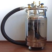 China 50L Self-Pressurized Liquid Nitrogen Filling Tank for Cryogenic Grinding of Herbs for sale