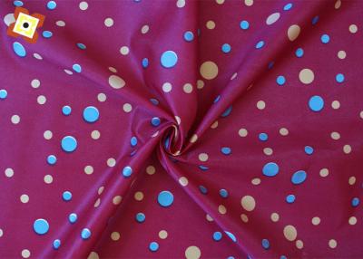 China 135gsm Spot Tie Dyed Mattress Quilting Fabric Geometric Printing for sale