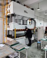 China Anode Hydraulic Press Machine Water Cooled With PLC Automated Control for sale