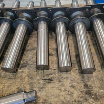 China 60mm 5000lbs Cylindrical Trailer Axle Spindles With Mount Plate for Unbraked Axles - AB00504501 for sale