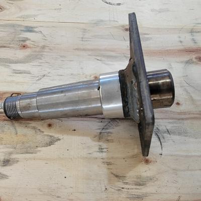 China ISO TS16949 5000 Lb 60mm Tapered Spindle Trailer Hub Truck Stub Axles with Mounting Plate for sale