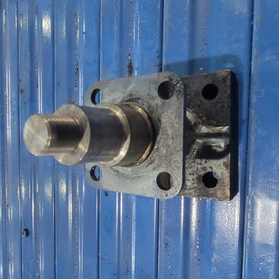 China 7000 Lb Heavy Duty Trailer Axle Spindle 60mm with Easy Lube Design for OEM/ODM Applications for sale