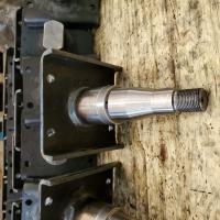 China 50×247mm Trailer Axle Spindle Replacement - 1500kg Capacity Stub Axle with Easy Lube System for sale